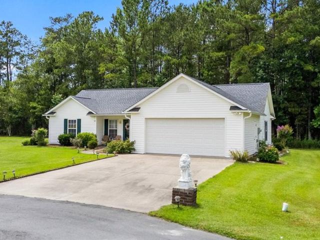 125 Fox Glen Dr, Loris, SC 29569