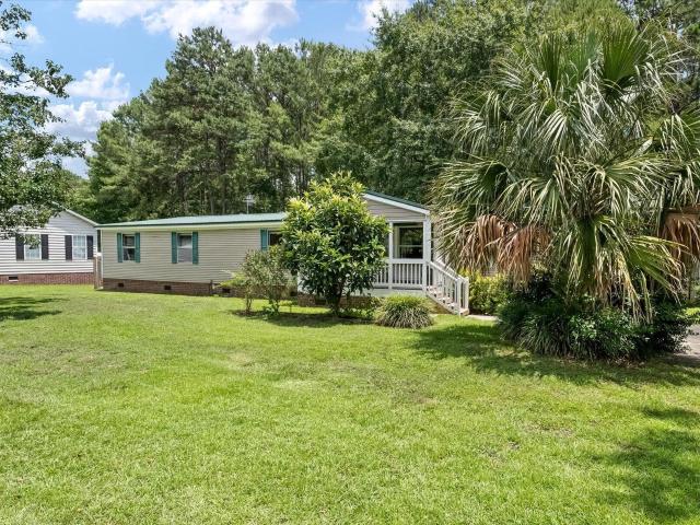 125 Fall Creek Boulevard
