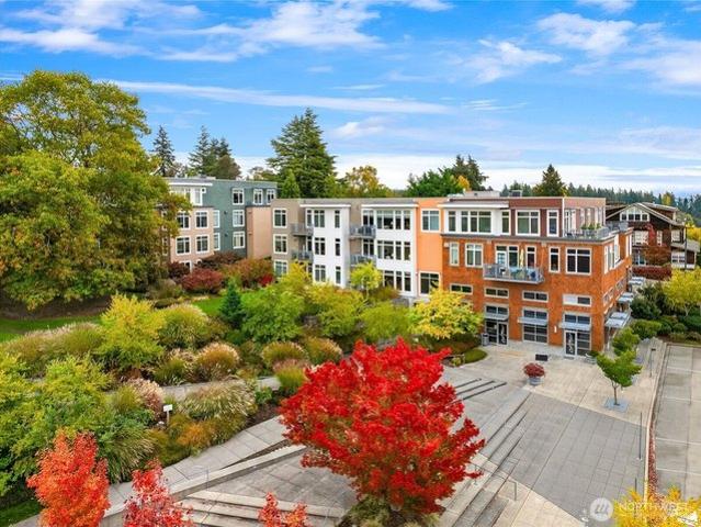 125 Ferncliff Ave NE Unit E242, Bainbridge Island, WA 98110