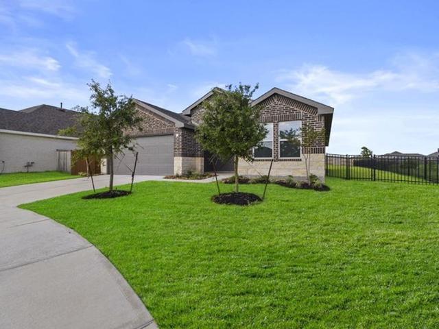 125 Knight Bayou Trl, Dayton, TX 77535