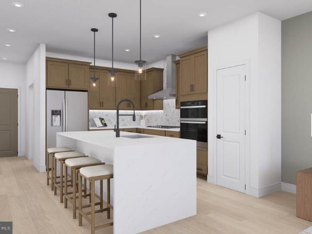 125 Kinsale Place # 113