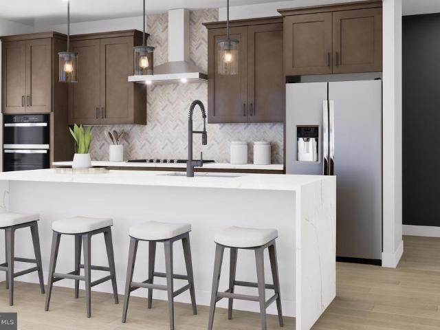 125 Kinsale Place # 3