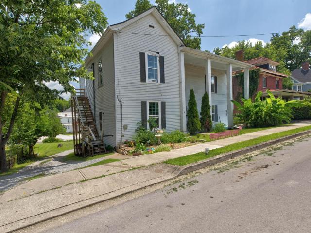 125 Howard Avenue