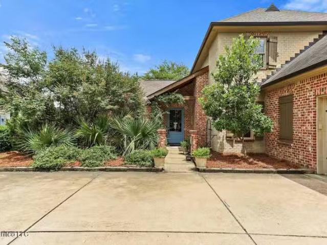 125 HOY FARMS DR, MADISON, MS 39110 Single Family Residence Fo.
