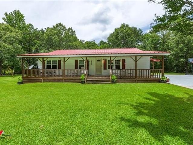 125 Honeysuckle Ln, Converse, LA 71419