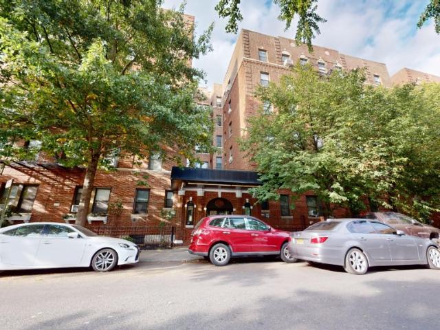 125 Hawthorne Street, Brooklyn, NY
