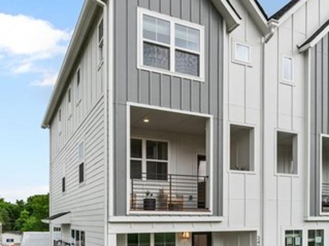 125 Hart Ln, Nashville, TN 37207