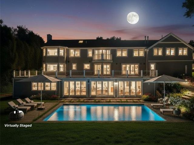 125 Heidi Dr, Portsmouth, RI 02871