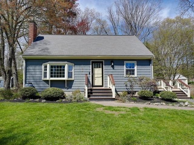 125 Hemlock Dr, Holliston, MA 01746