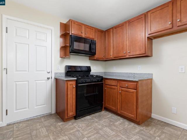 125 Hermosa Ave