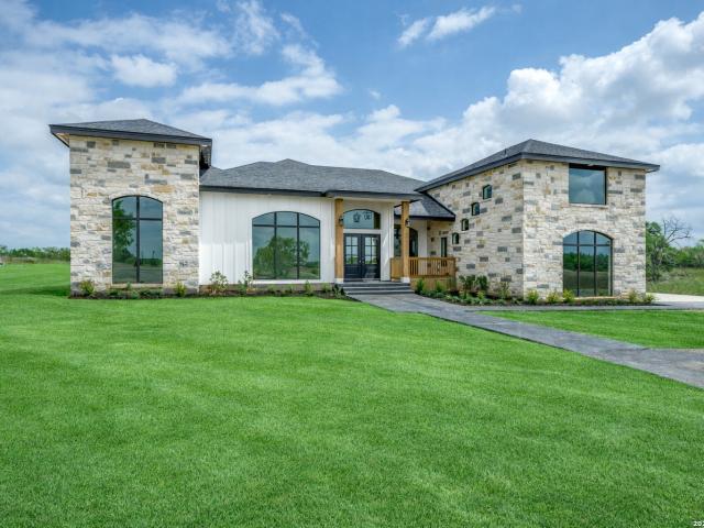 125 Hidden Hills, Floresville, TX 78114 | MLS #1948 | Compass