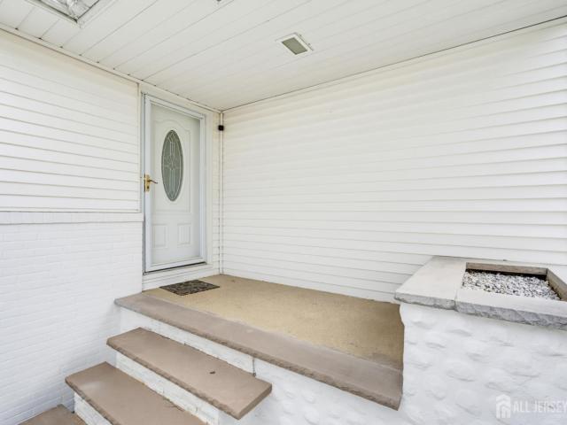 125 Higgins Road