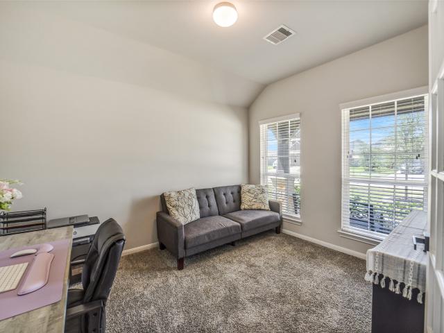 125 Highland Prairie Way