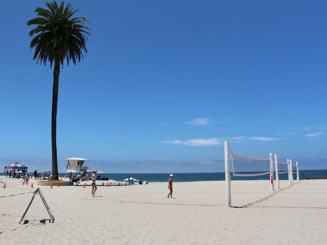 125 Hillcrest Drive 2 Bedroom Apartment for Rent at 125 Hillcrest Dr, Encinitas, CA 92024 Encinitas