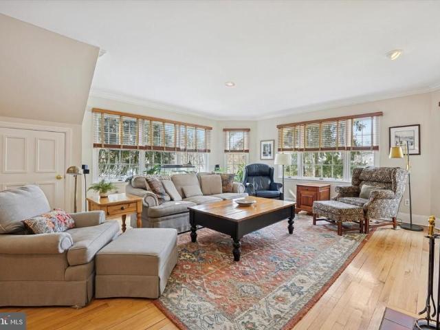 125 orchard avenue, hightstown, us, nj