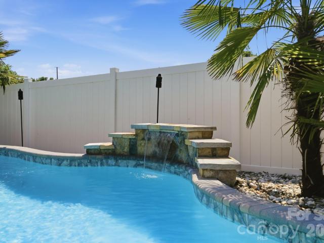 125 Louden Drive