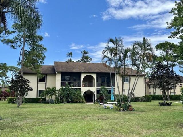 125 Lake Pine Circle Unit A 1, Greenacres, FL