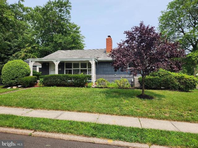 125 Lakedale Drive