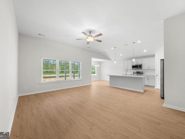 125 Lakeview Pines Way