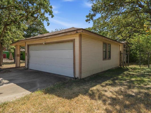125 Live Oak Dr