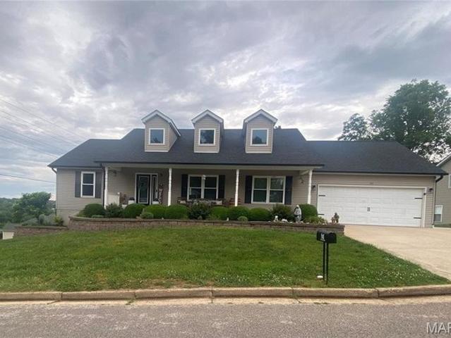 125 Macarthur St, New Haven, MO 63068