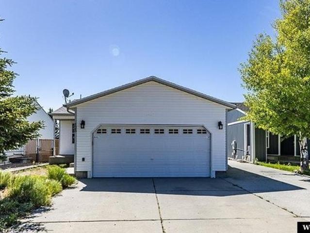 125 Magnolia Cir, Rock Springs, WY 82901