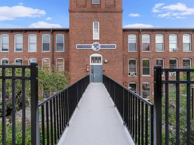 125 Main St Apt 60, Newmarket, NH 03857