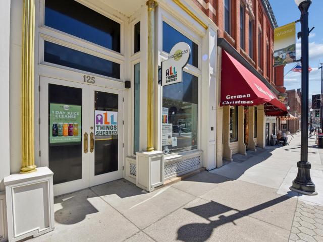 125 Main Street S