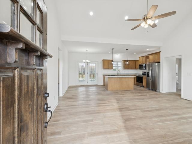 125 Makinley Dr