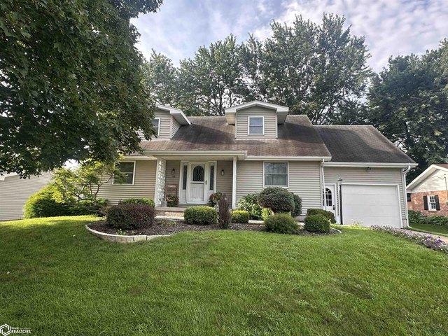 125 Maple Dr, Mediapolis, IA 52637