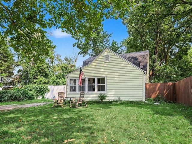 125 Maplelawn St SE, Kentwood, MI 49548