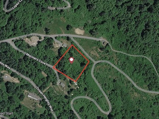 125 Mariners Cv, Smith River, CA 95567