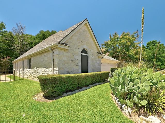 125 Melissa Ct, Georgetown, TX 78628 | MLS #5085 | Compass