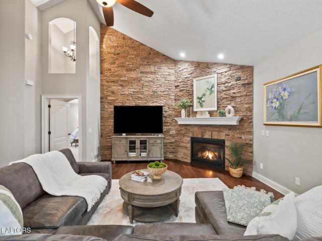 125 Minetta Drive