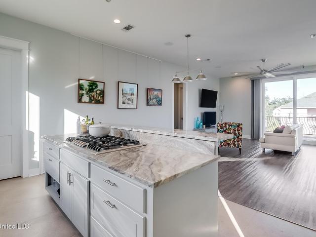 125 Miramar Avenue