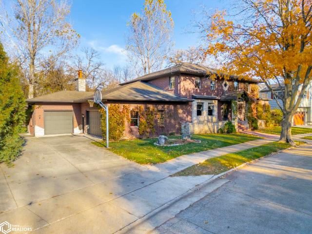 125 N Crescent Drive