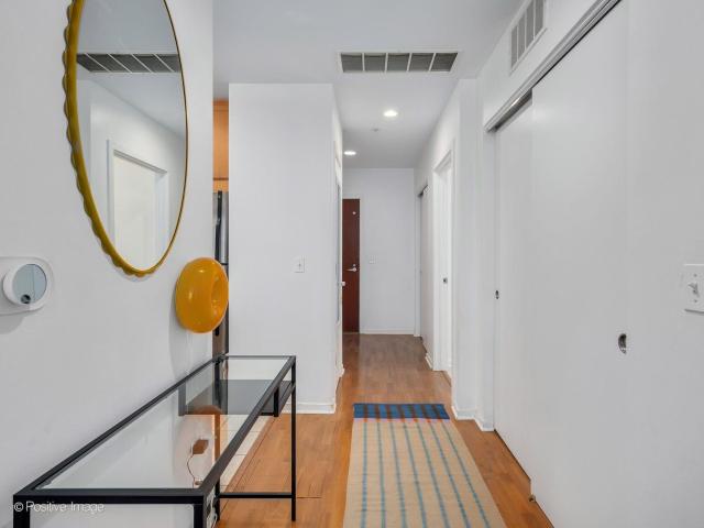 125 N Euclid Avenue # 204