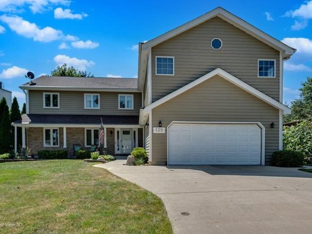 125 N Pleasant Rd, Lake Zurich, IL 60047