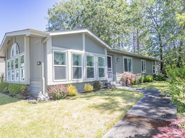 125 NW Wrightwood Cir, Grants Pass, OR 97526