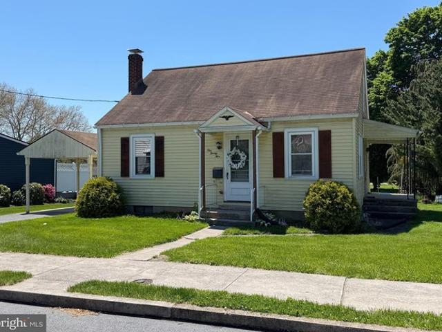 125 S Windsor Ave, Palmyra, PA 17078