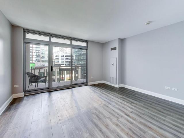 125 S Jefferson Street # 1005