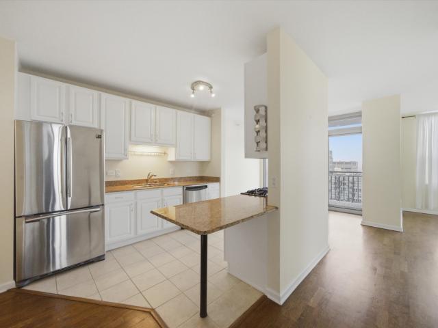 125 S Jefferson Street # 2409