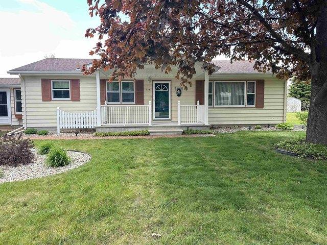 125 S Maple St, Orfordville, WI 53576
