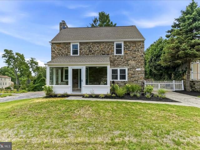 125 S Sproul Road