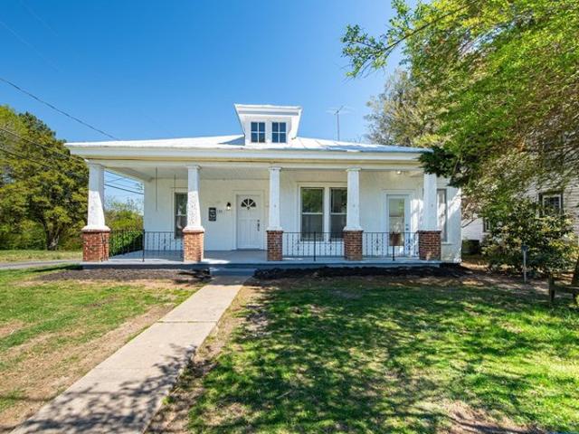 125 South St, Louisa, VA 23093