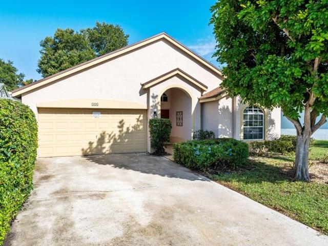 125 Saratoga Blvd E, Royal Palm Beach, FL 33411