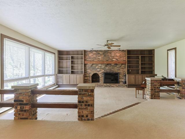 125 Scenic View Drive