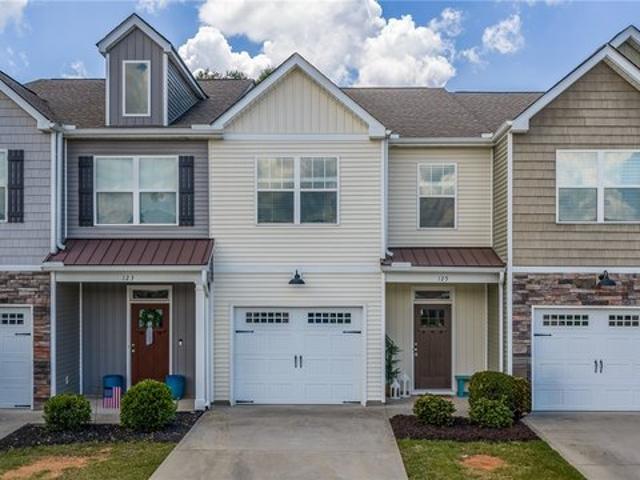 125 SE Rushing Creek Ln, Piedmont, SC 29673