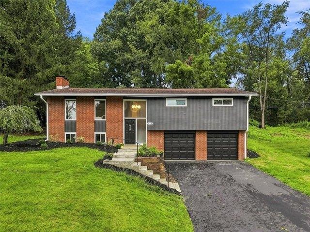125 Sherwood Dr, Canonsburg, PA 15317