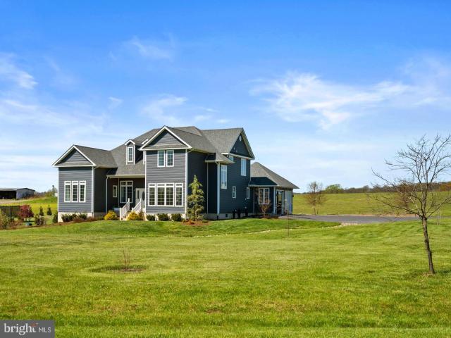 125 Skyjes Ln, Stephens City, VA 22655 | MLS #VAFV2040 | Compass